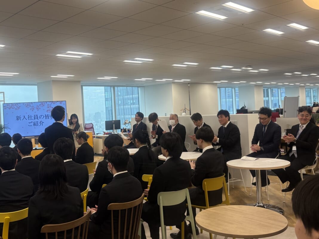 2025年度アピリッツ入社式、67名を迎えました！ | ⬢ Appirits spirits
