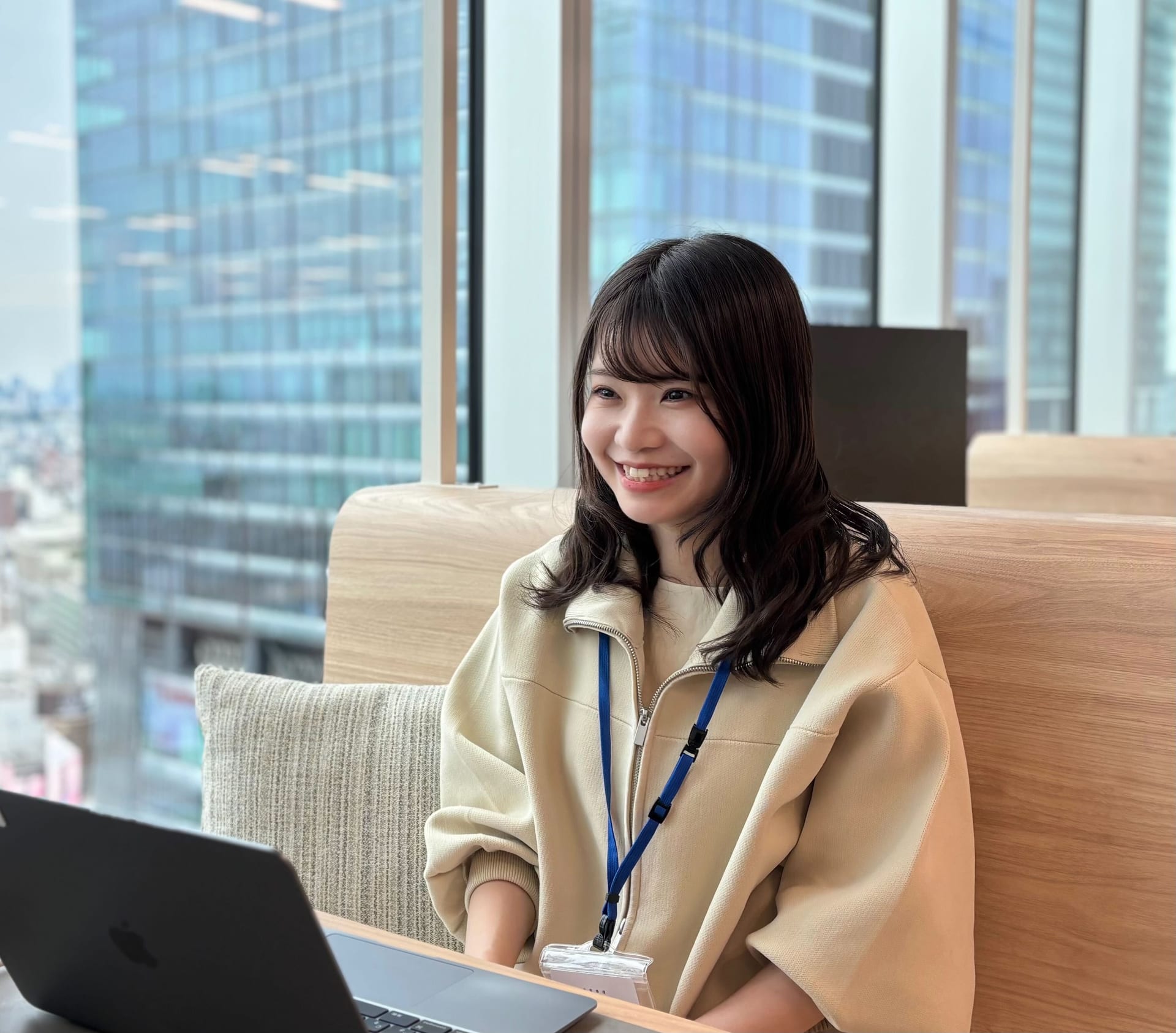 【女性テックリードにインタビュー】～昨日の自分より一歩前へ！テックリードが語る成長とチームを導く秘訣～ | ⬢ Appirits spirits