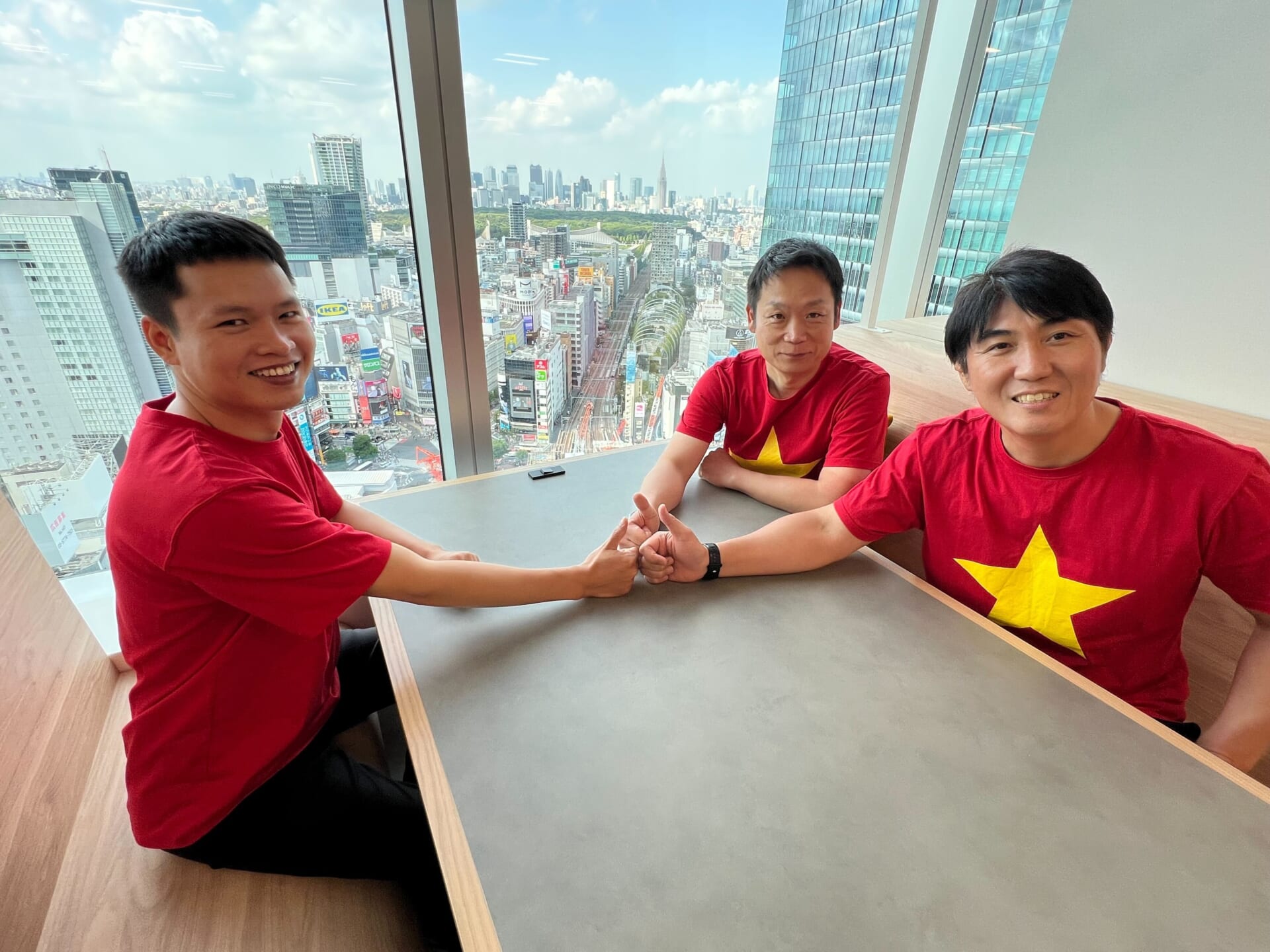 ベトナムBunbu社がジョイン。ギア社長が生涯をもって叶えたい夢とは。オフショア開発体制の裏側に迫る！ | ⬢ Appirits spirits